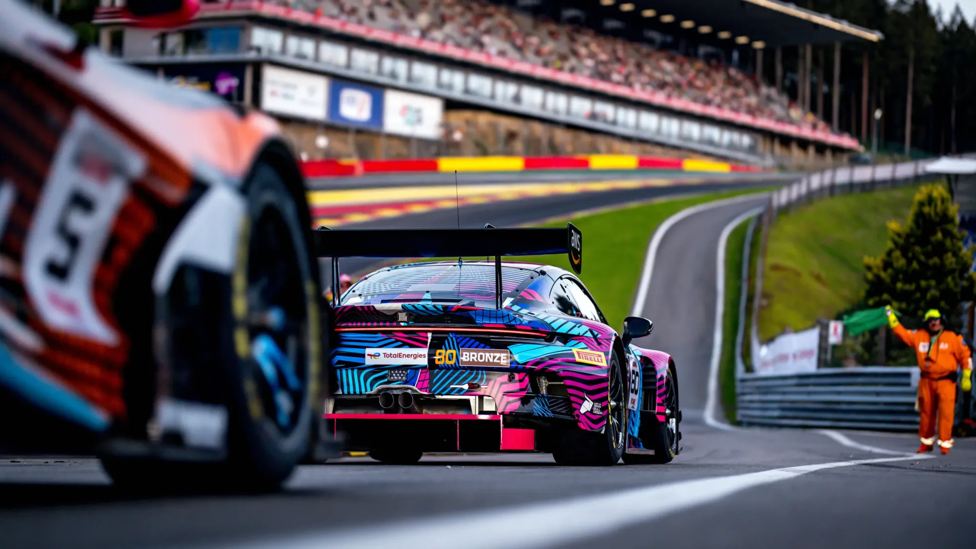 Nederlands klassepodiumsucces voor Porsche dankzij Jop Rappange in 24 ...
